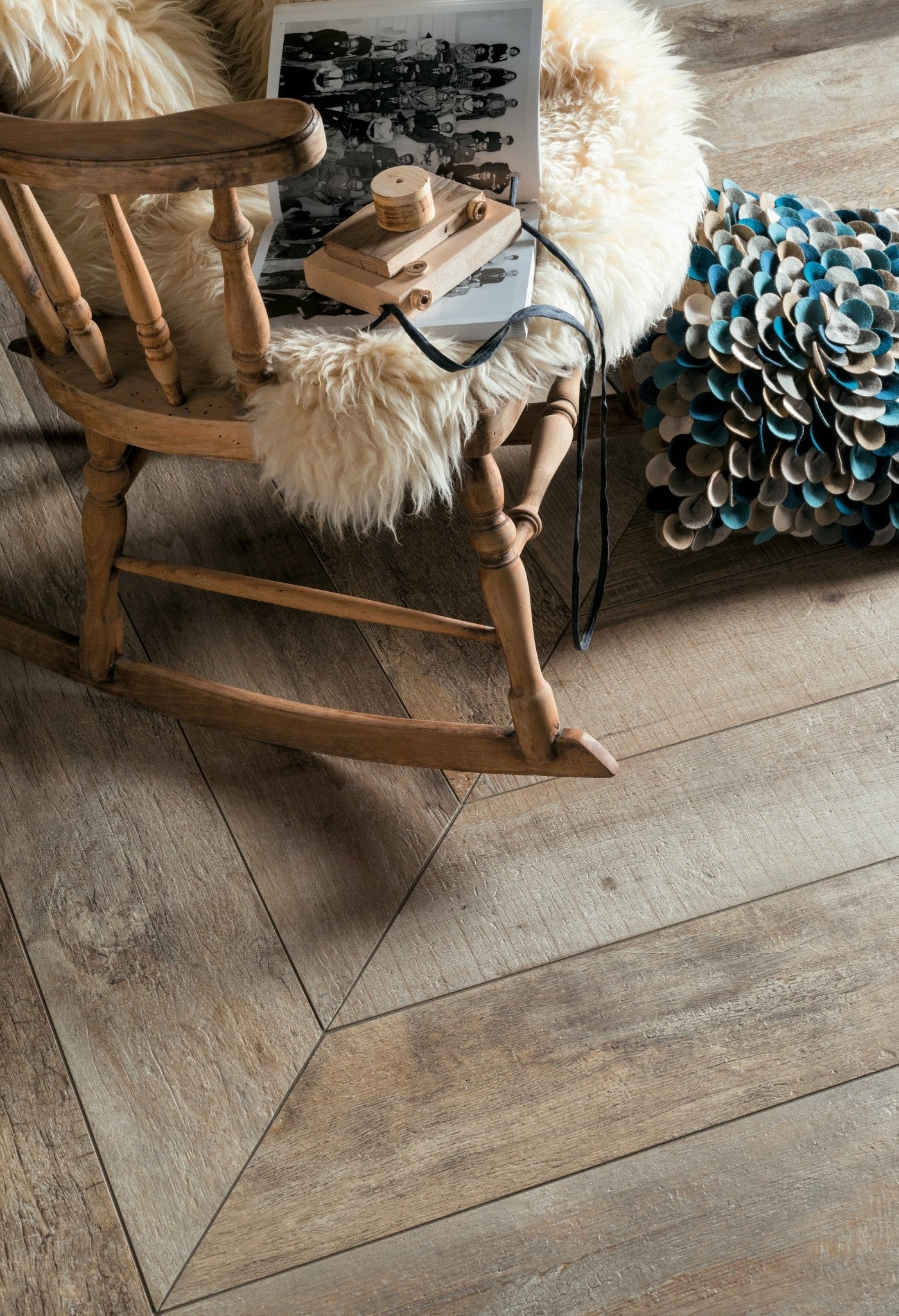 Piso tipo madera: Noon - Daylight | Interni